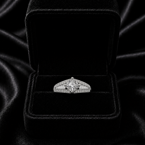 Regalia Princess Halo Ring – NoviaBD